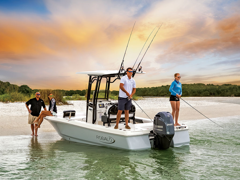 2022 Robalo 226 Bay Boat - Overview
