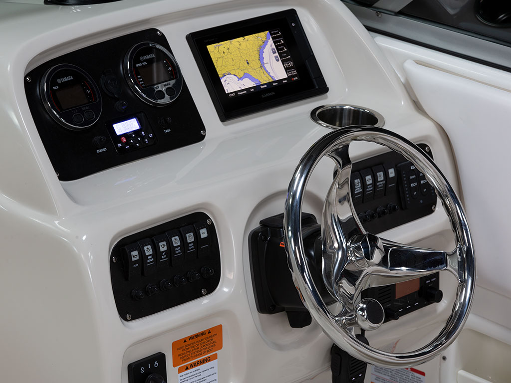 2020 Robalo 227 Dual Console - Overview