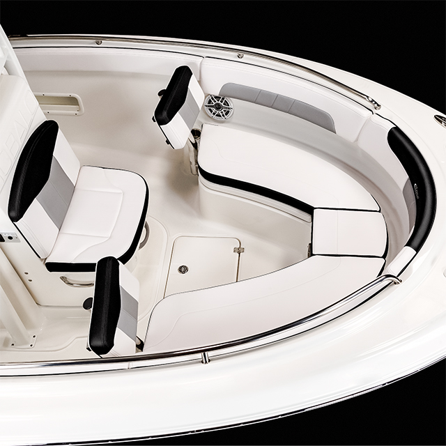 2025 Robalo 202 - Builder